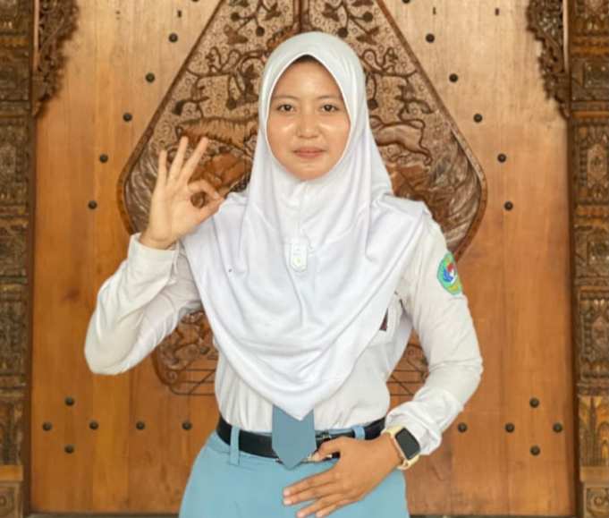 Rifina Okta Khumaira Peroleh Juara II Lomba Fotografi Tingkat Nasional ...