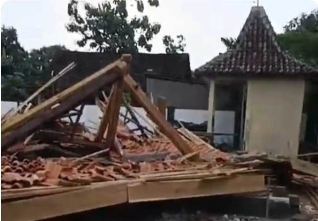 Cagar Budaya Pendapa Petilasan Mangkubumi Tahun 1746 di Sragen Ambruk ...