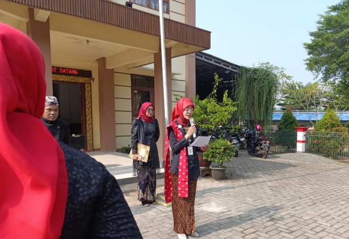 Meriahkan Hari Kartini, Satkordikcam Kembang Gelar Apel dan Beragam ...