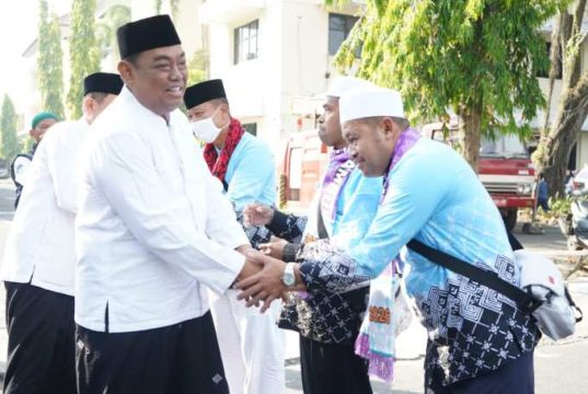 Sambut Kepulangan Jamaah Haji 2026, Bupati Grobogan Setyo Hadi ...
