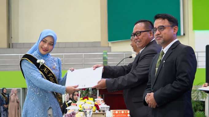 Lulus Uji Kompetensi, 193 Ners Baru FIK Unissula Ikuti Sumpah Profesi ...
