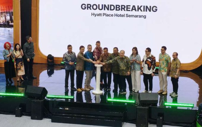 Perkuat Ekosistem Terpadu POJ, Binus Group Gelar Groundbreaking Hyatt ...